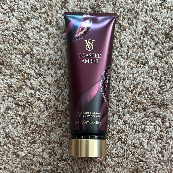 Victoria's Secret | Bath & Body | Toasted Amber Lotion | Poshmark